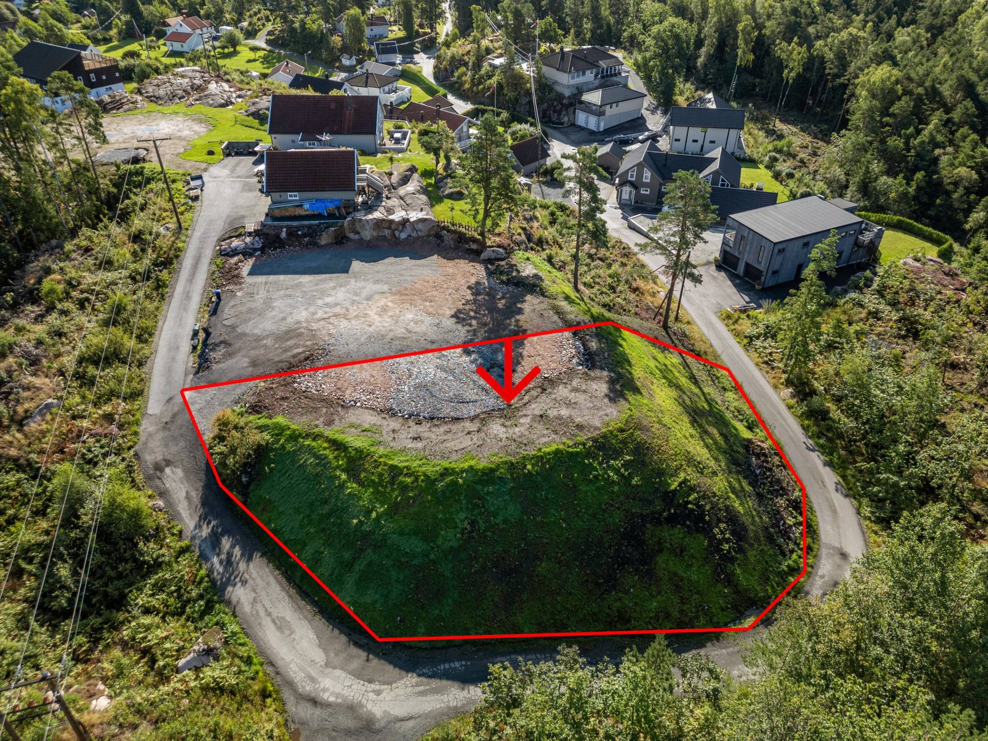 Solrik, ferdig planert eneboligtomt med mulighet for sjøutsikt ...